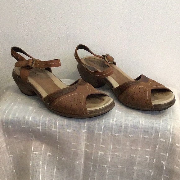 Merrell | Shoes | Merrill Sandals | Poshmark